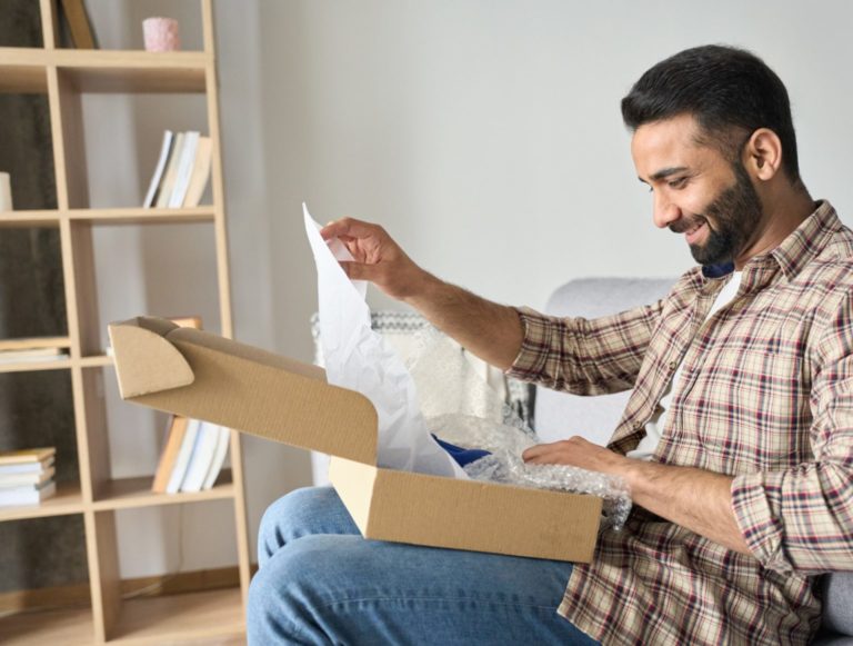 12 Ways to Effectively Welcome New Employees